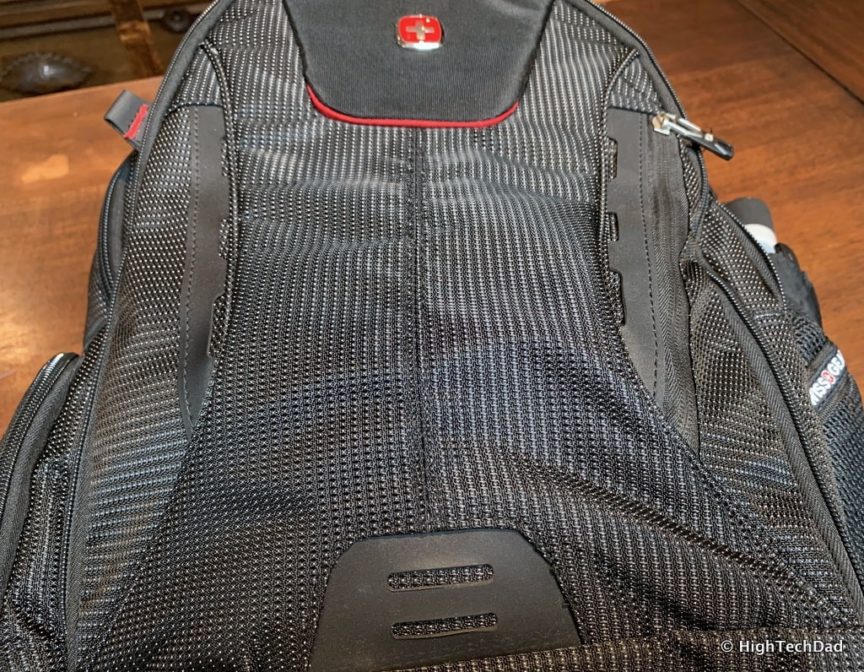 9 Things I Love about the Swissgear 5358 USB ScanSmart Backpack ...