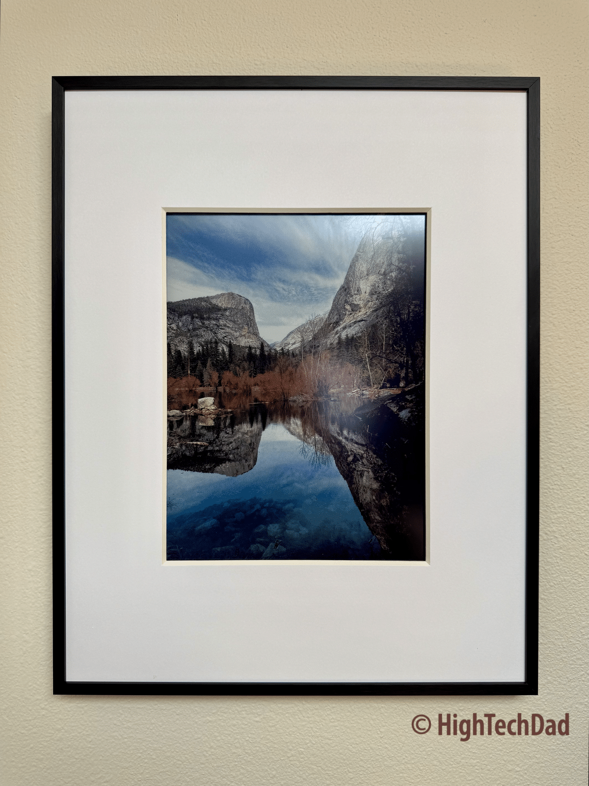 Aluratek ePaper Frame vs Traditional Digital Frames: Game-Changing Tech ...